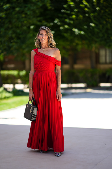 How To Wear Red: 5 Ways to Wear Red | Coveti